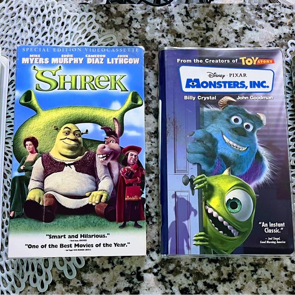 Disney | Other | 8 People Disney Family Friendly Vhs Movies With Vhs ...
